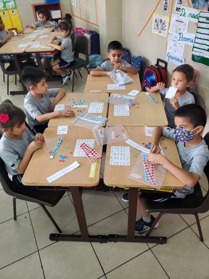 Conteo con material concreto - 1er grado - Colegio Santísimo Nombre de ...